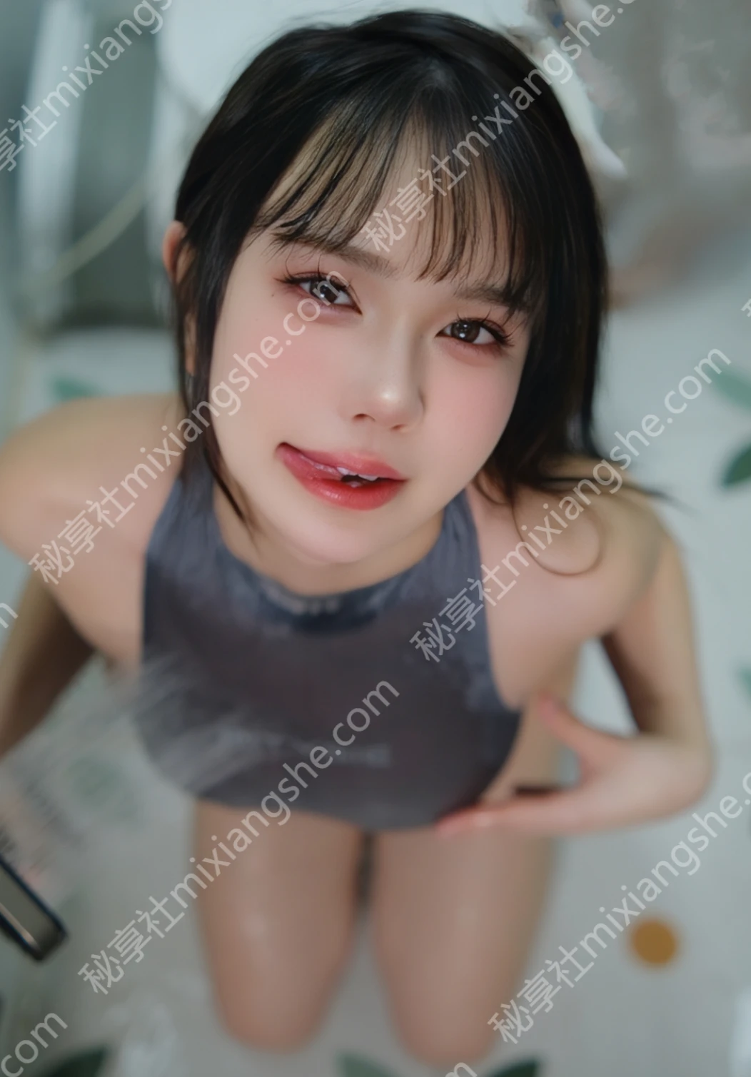 Tina很妖孽呀：体操服沐浴，很透！【48P+1V】 - 秘享社